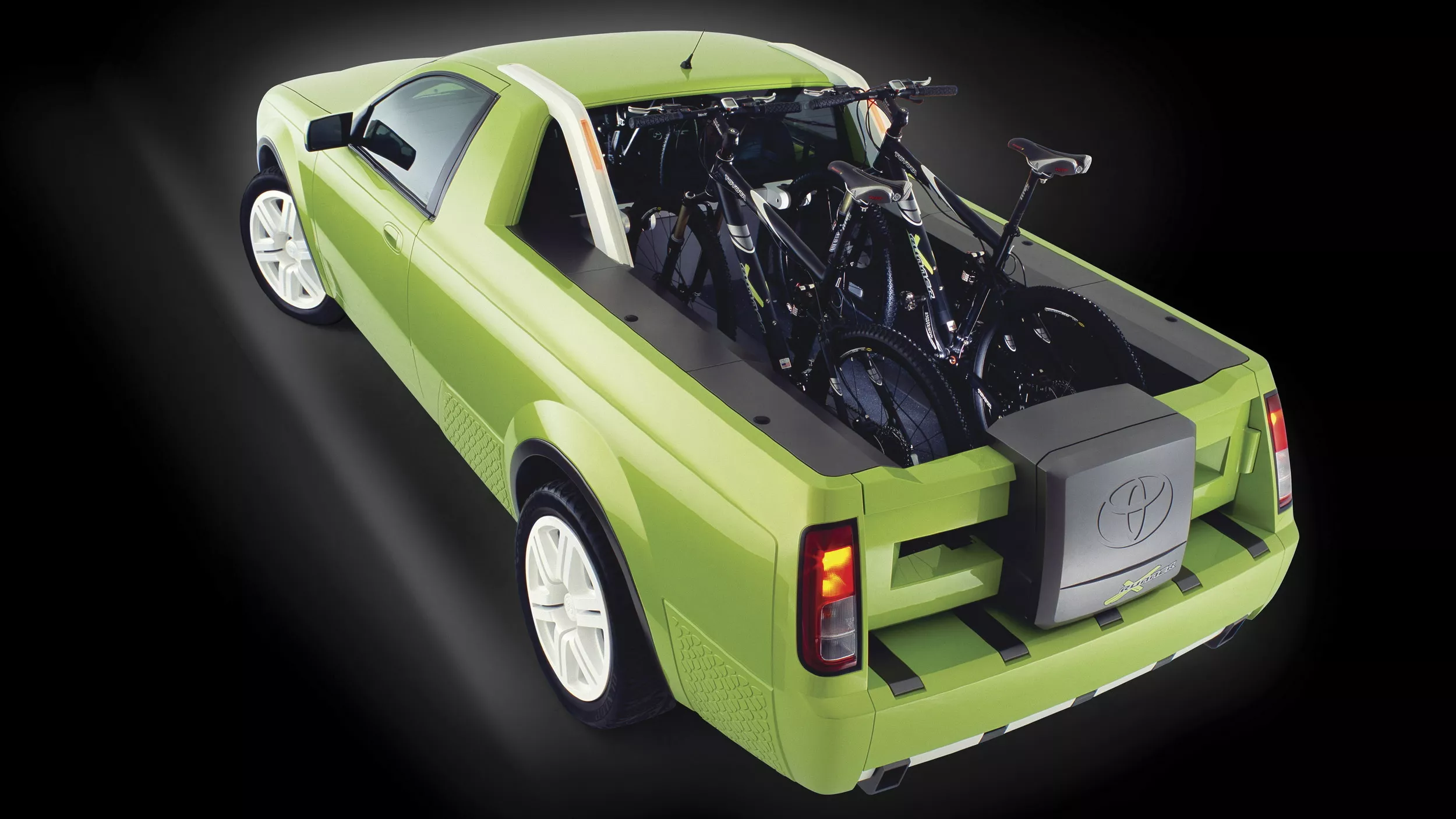 The Toyota X-Runner Concept From 2003 Was Pure Aussie Madness